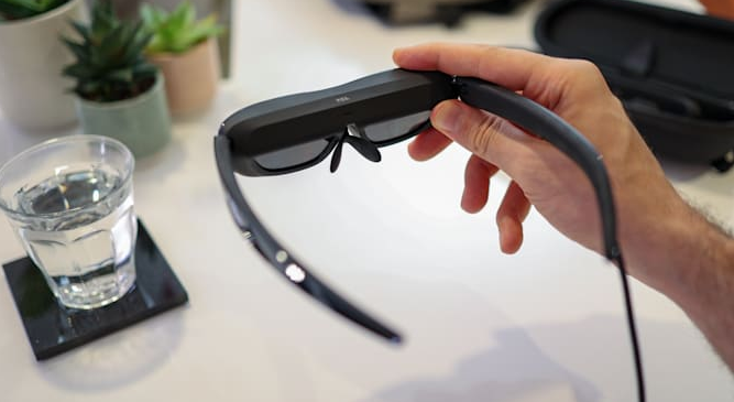 TCL的OLED可穿戴显示屏将于下月推出 | 锋巢网